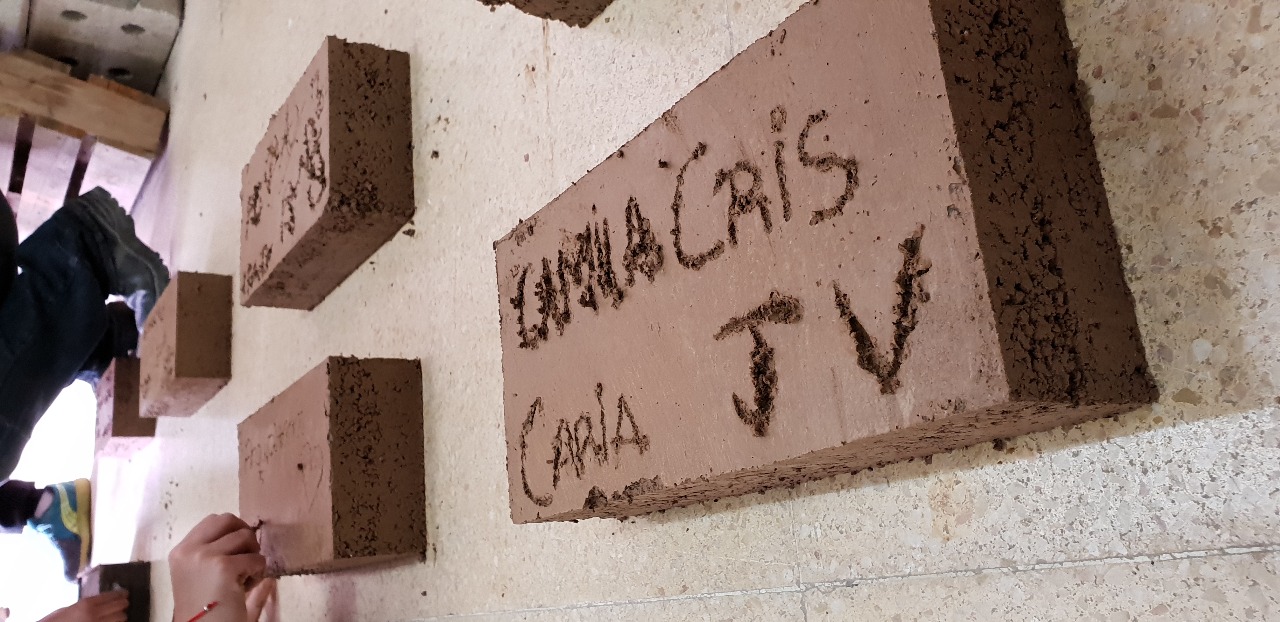 Materiales amasado de adobe :: CONST-ON